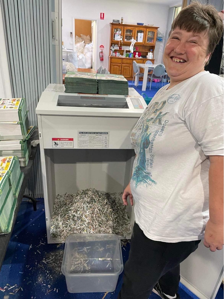 Red Bantam – Halve Waste